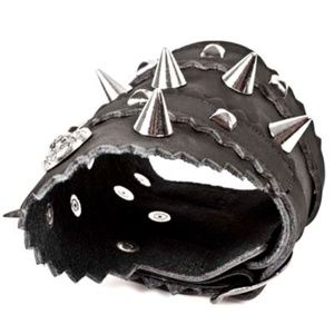 New Rock | Accessories | New Rock Mune Leather Spiked Gauntlet | Poshmark